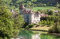 Cléron, un village de la Vallée de la Loue aux allures de conte médiéval
